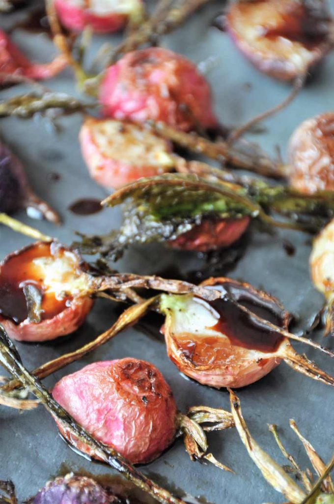 Simple Roasted Radishes with Balsamic - Veganosity